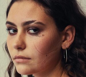 How to do Eyebrow Slits: Tips and Essential Steps