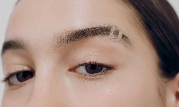 Shaved slit on eyebrow - what it means and how to do it?