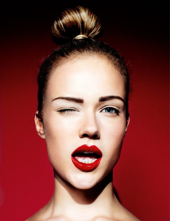 How to quickly learn to raise an eyebrow?