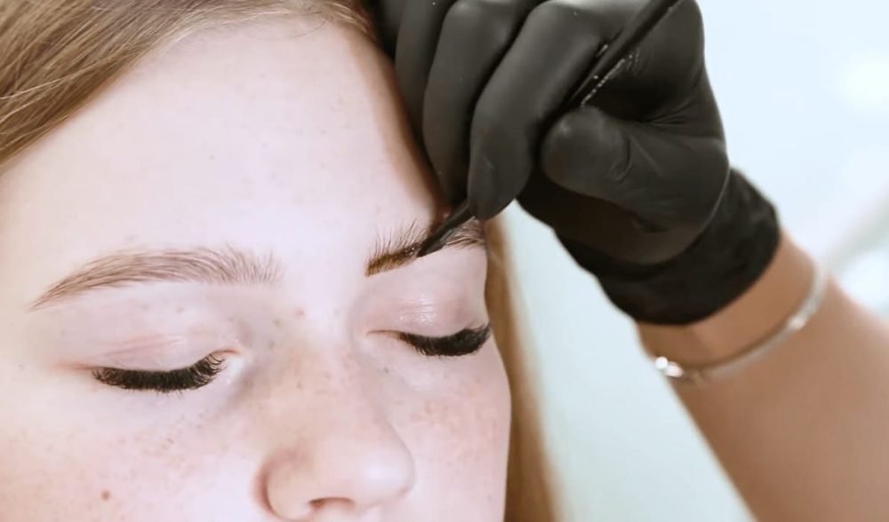 Features of the eyebrow shading procedure