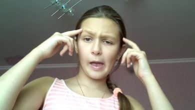 The Secrets to Mastering the Skill of Raising One Eyebrow: A Complete Guide