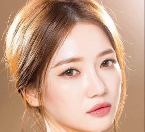 Asians Have Straight Eyebrows: Unveiling the Unique Beauty Trait