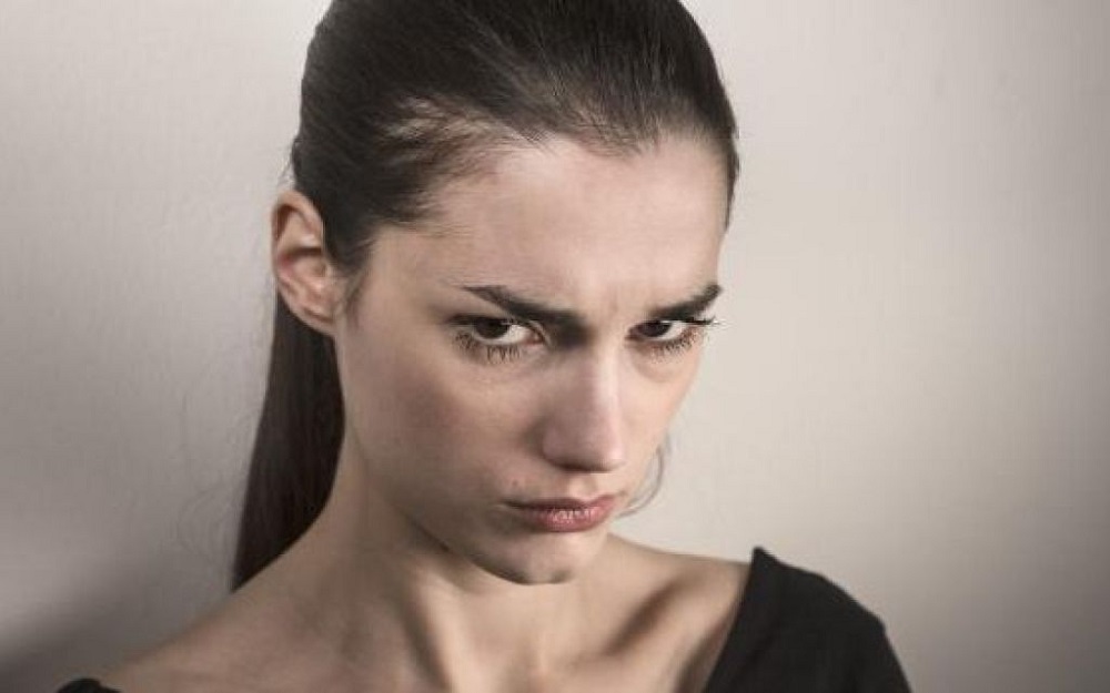 Furrowed Brows: Meaning, Emotions, and How to Prevent Wrinkles